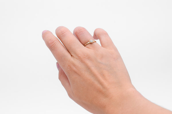 Eos Ring - 9k Gold With Salt & Pepper diamond - READY TO SHIP – Kaye ...