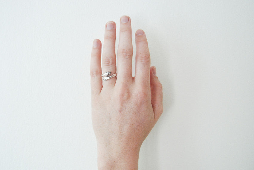 Protective hand ring - silver – Kaye Blegvad