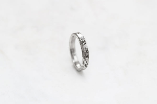 Posey ring - silver – Kaye Blegvad